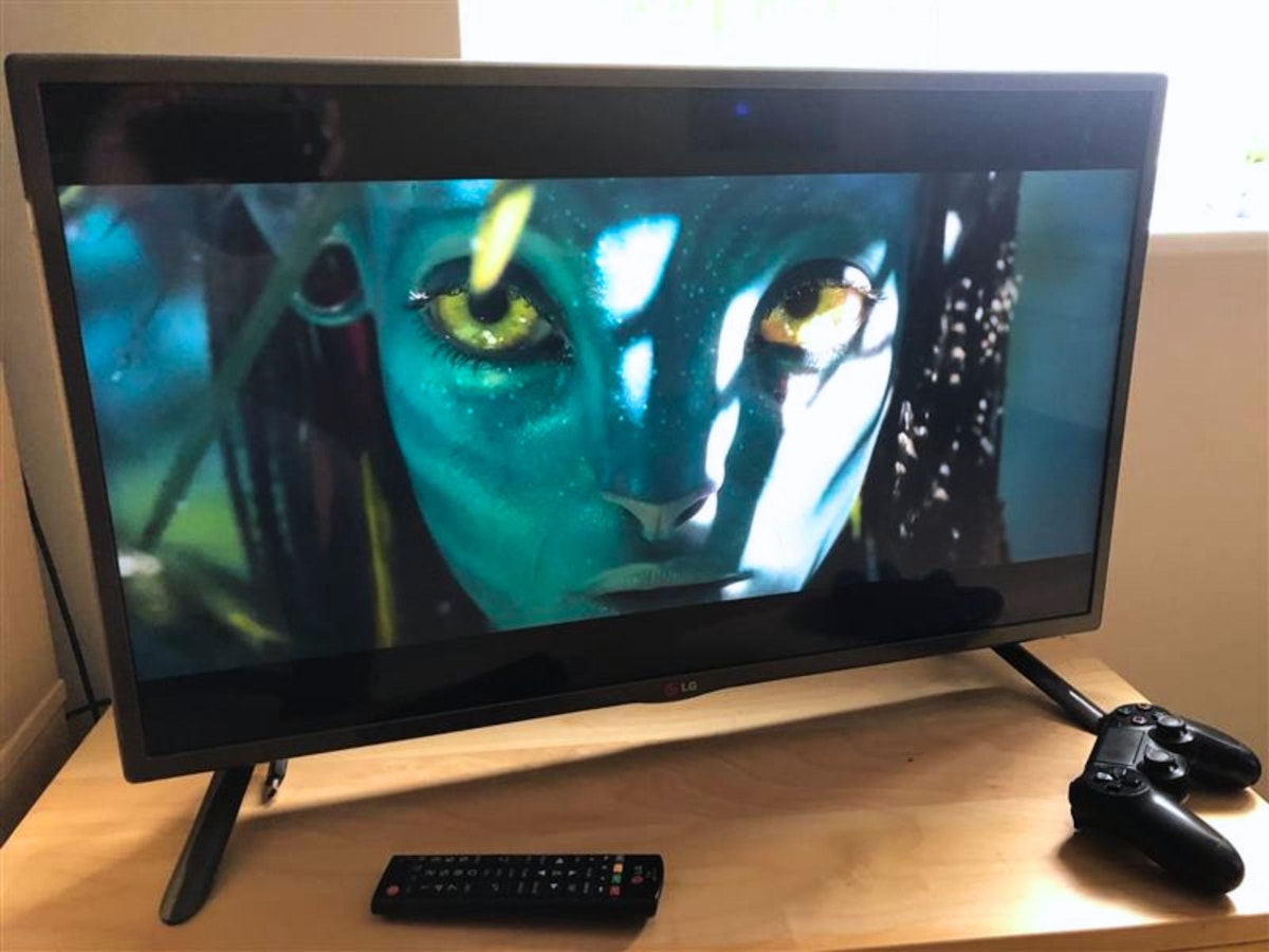 12 Best 32-inch Smart TVs Of 2026, Chosen By The Experts