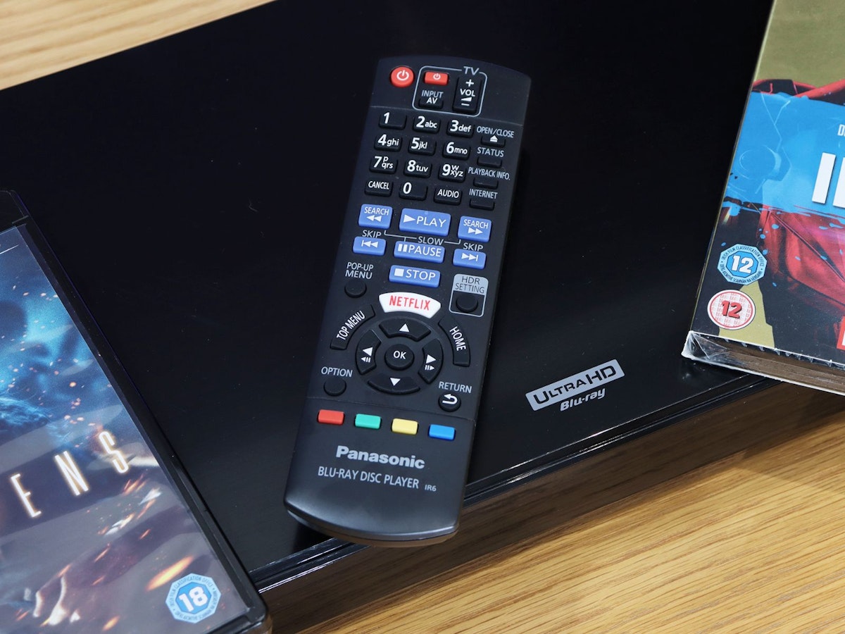 Panasonic DP-UB820EB Blu-ray Player Review: Are Discs Better?