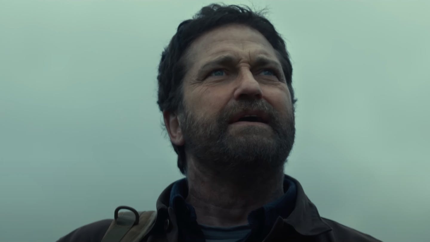 It S Gerard Butler Vs The Apocalypse In Greenland 2 Trailer