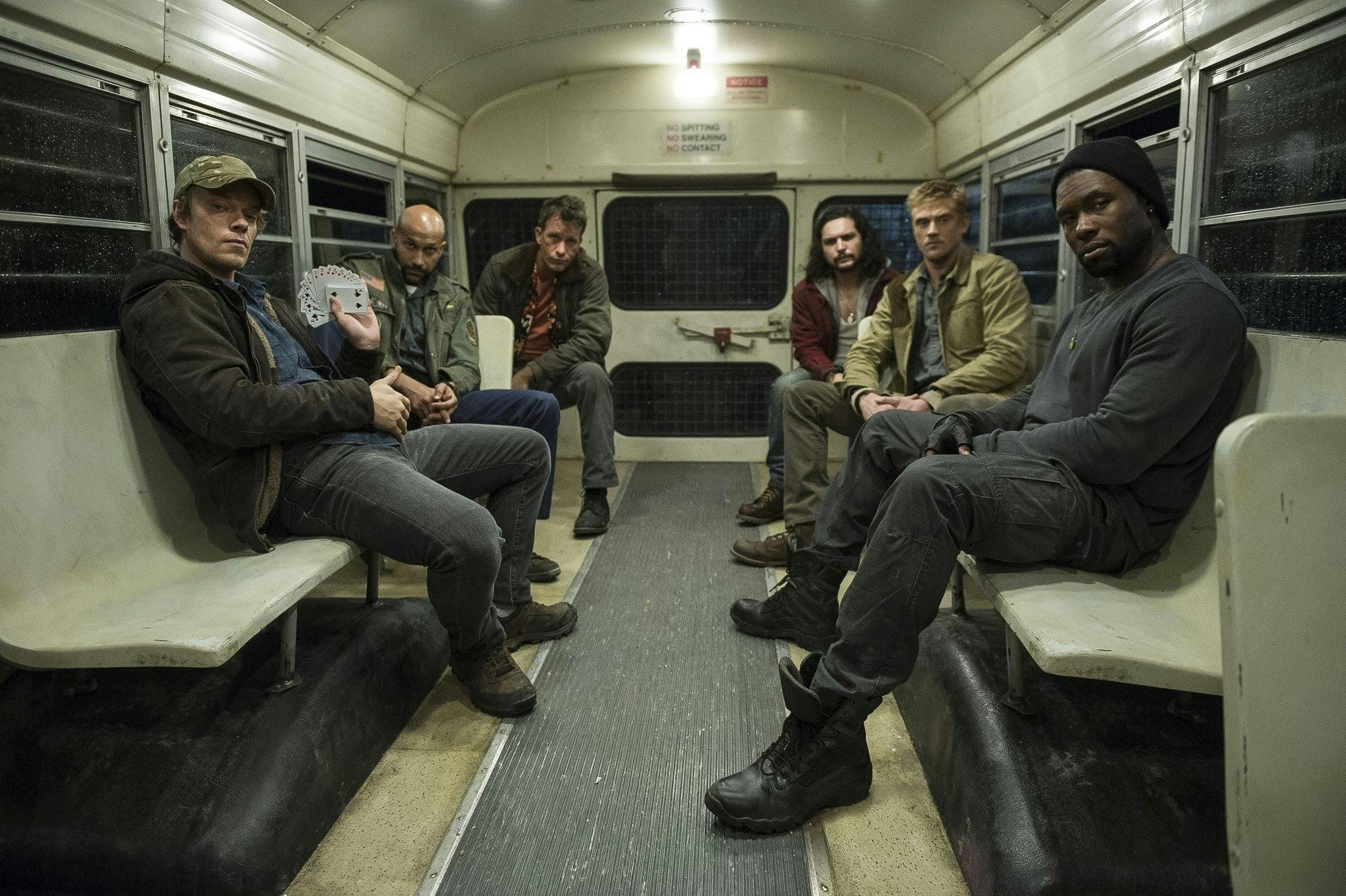 Latest Picture Of The Predator’s Cast Shows The Military Men | Movies ...