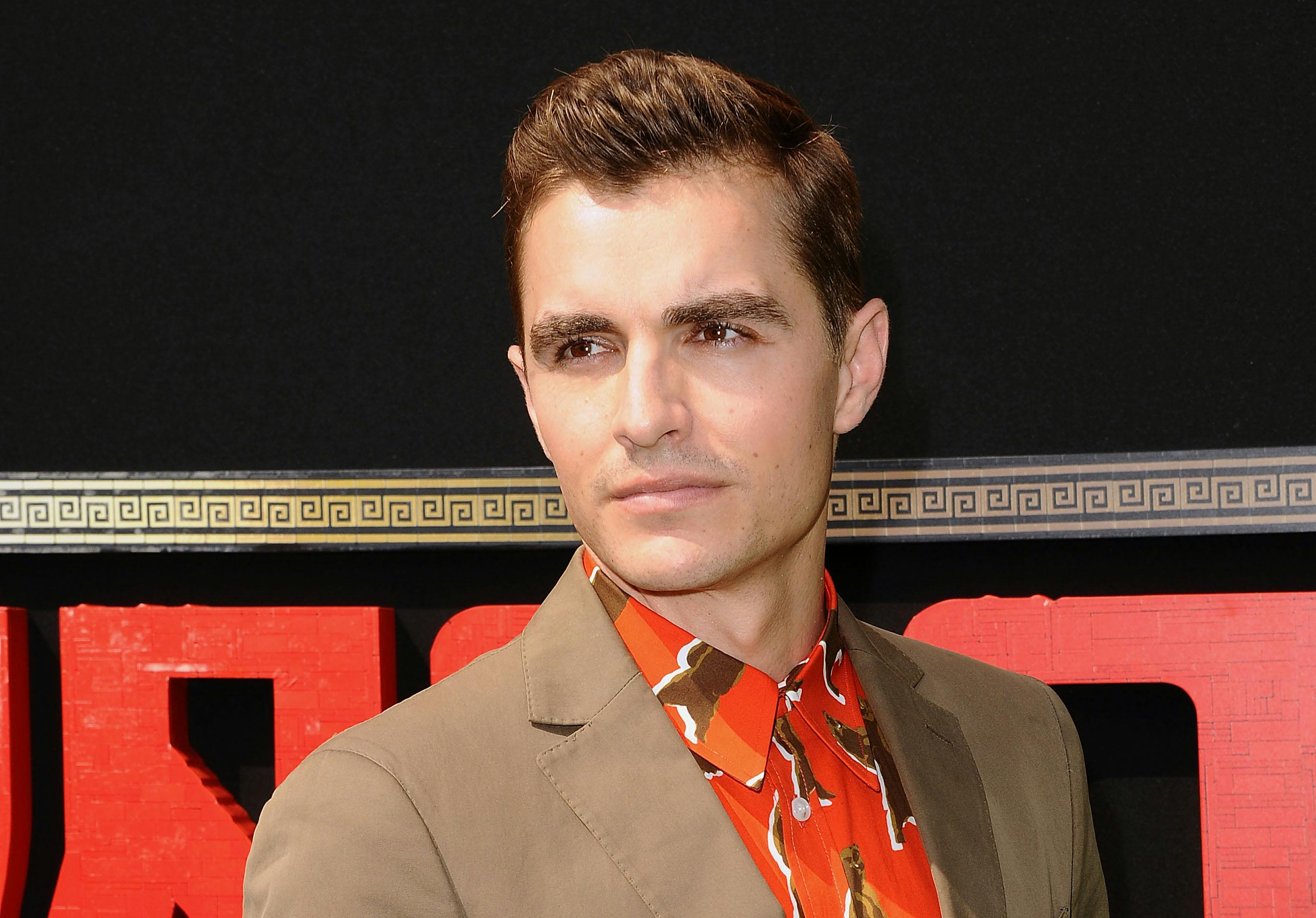 Dave Franco Rei Do Baile Alina Radu (@alinaradu418) A Swan Walks