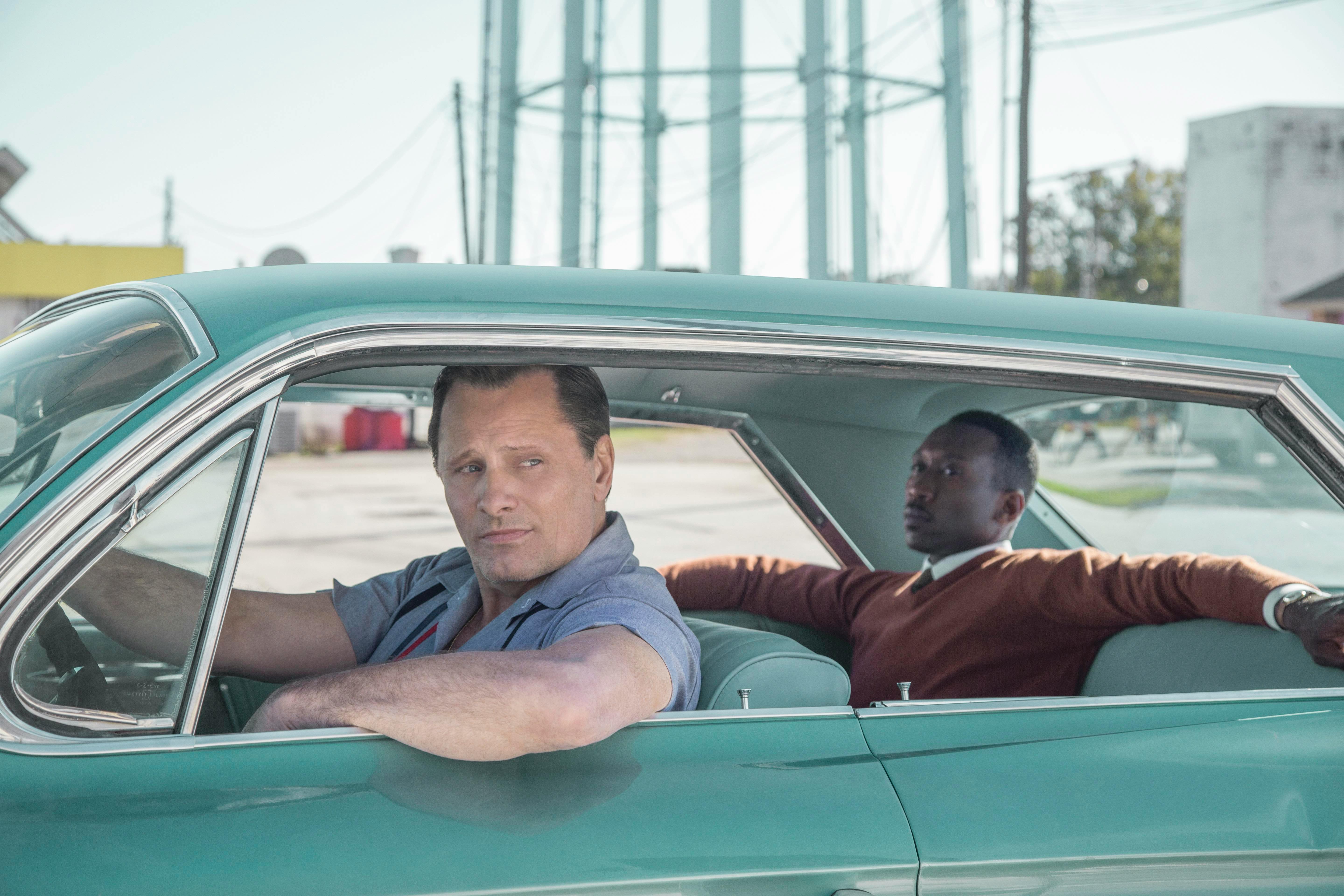 Viggo Mortensen And Mahershala Ali Bond In The Green Book Trailer ...