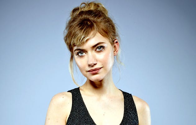 Imogen Poots Skrekk Natt Image Of Cracks: CRACKS, Imogen Poots (middle