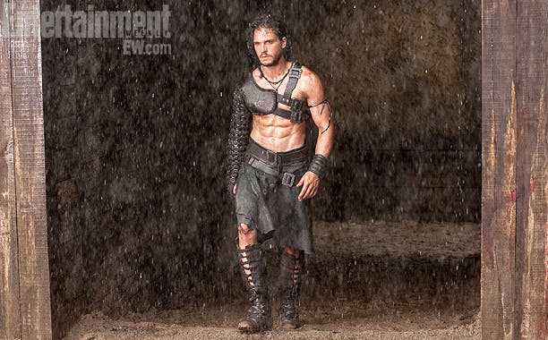 Game Of Thrones’ Kit Harington Goes Gladiator In New Pompeii Still ...