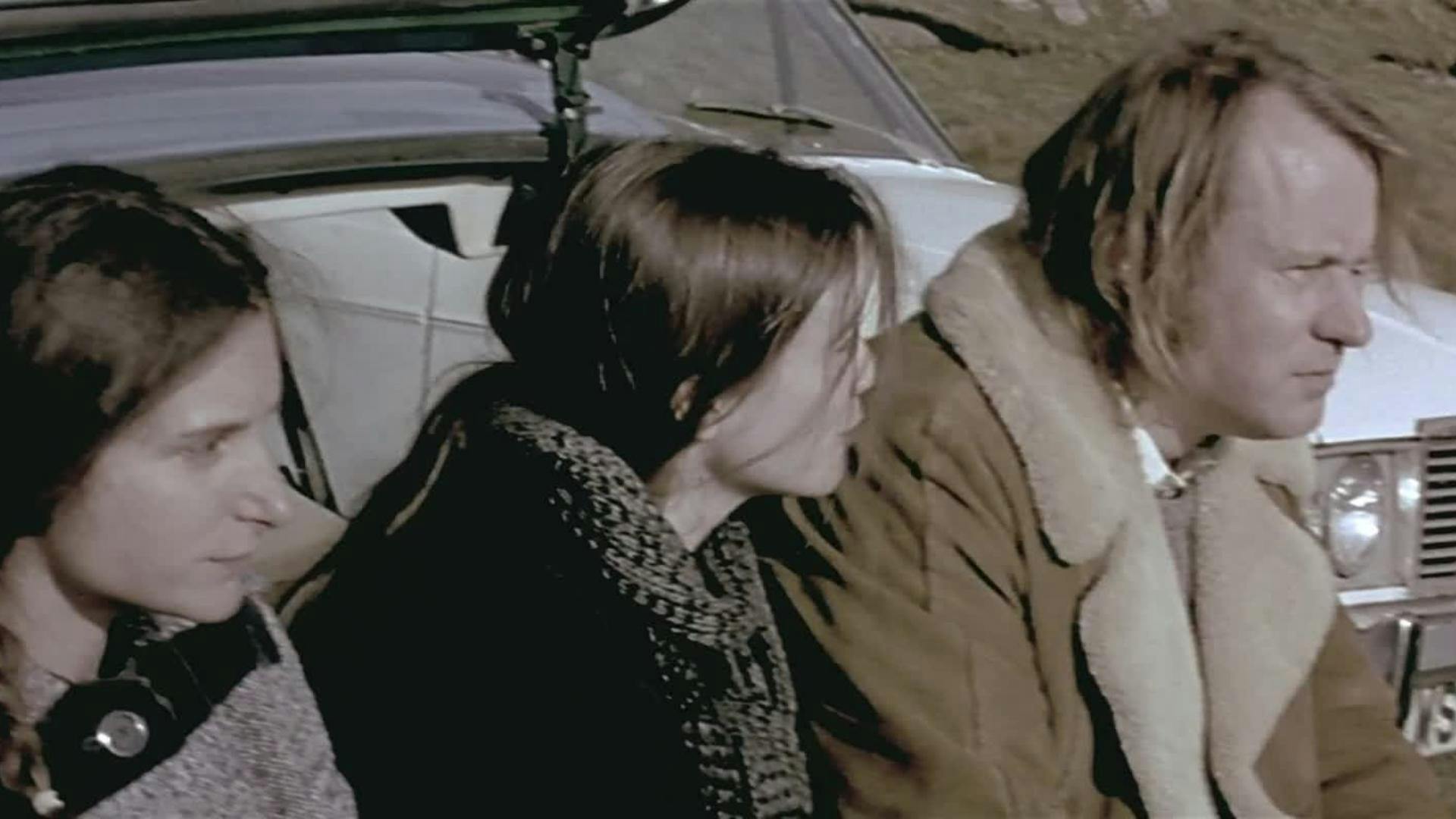 Breaking The Waves Review | Movie - Empire