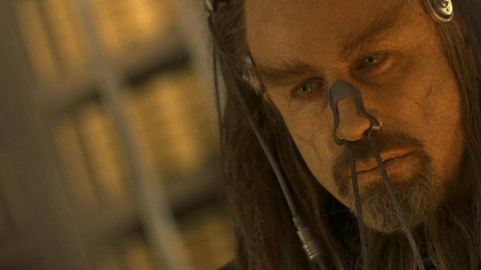 Battlefield Earth Review | Movie - Empire