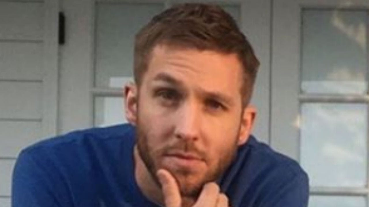 Calvin Harris looks hot in naked picture after car crash