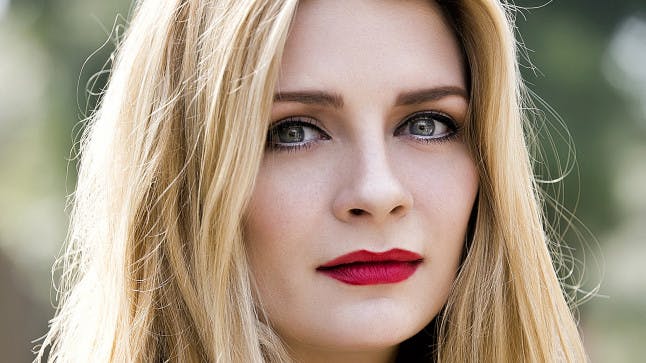 Mischa Barton opens up about how she avoided the ‘child actor curse ...