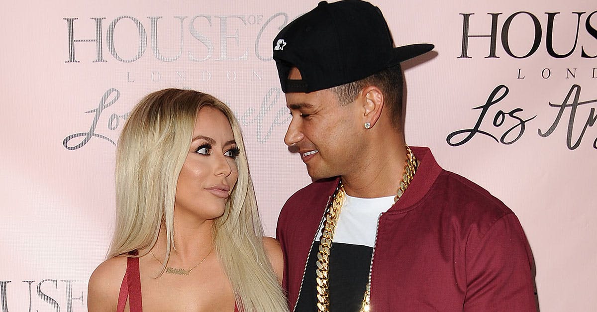 Are Aubrey O’Day and Pauly D ENGAGED? | Celebrity | Heat