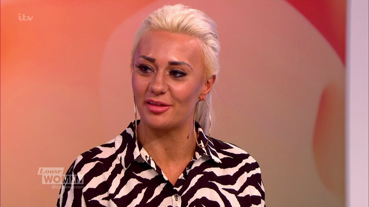 Josie Cunningham to give birth live on social media - Closer