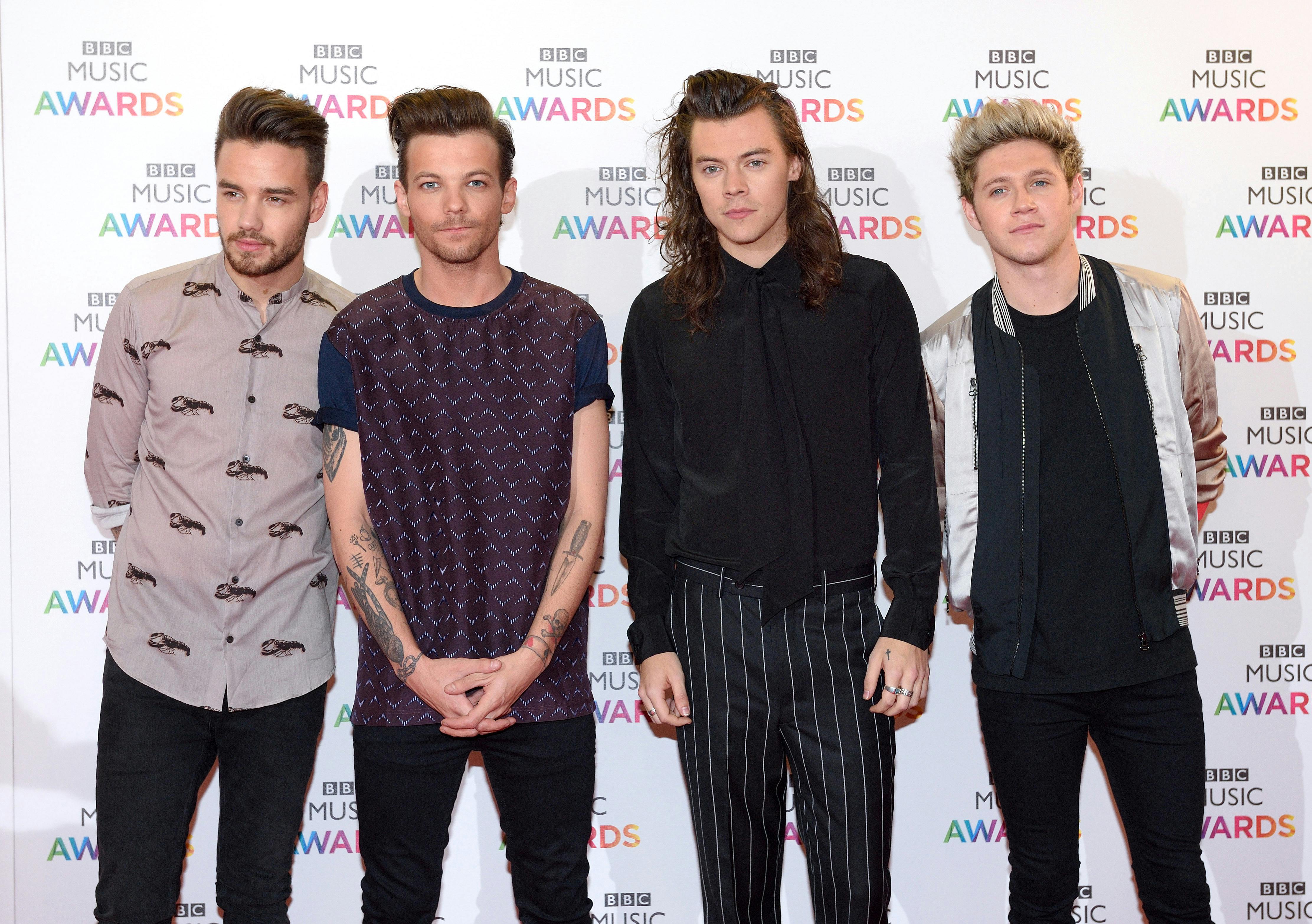 One Direction site adds and DELETES a 'future events' section. WHAT ...