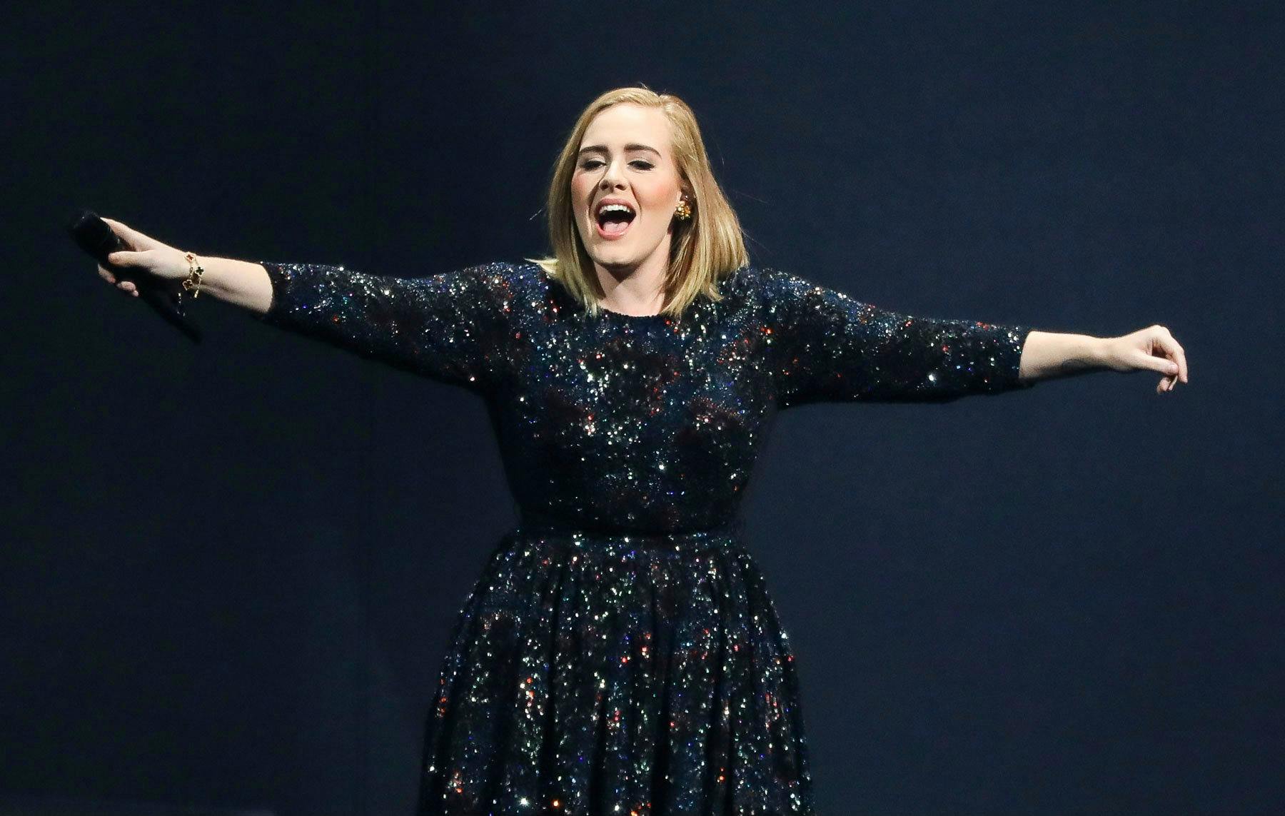 Adele reveals she's ready to try for baby number two - Closer