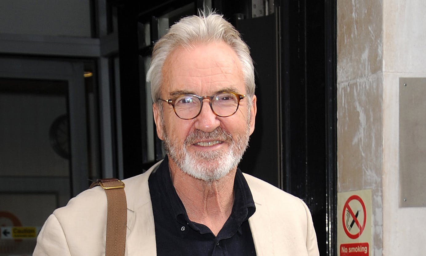 Apparently Larry Lamb tearfully apologised for being a bully on Im A ...
