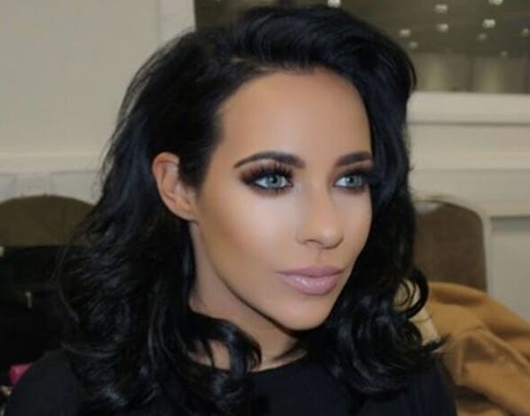 Everyone is FREAKIN OUT about this picture of Steph Davis | Celebrity ...