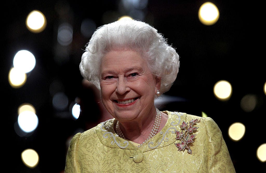 Queen Elizabeth II Enjoys A Rare Night Out At The Ivy - Grazia