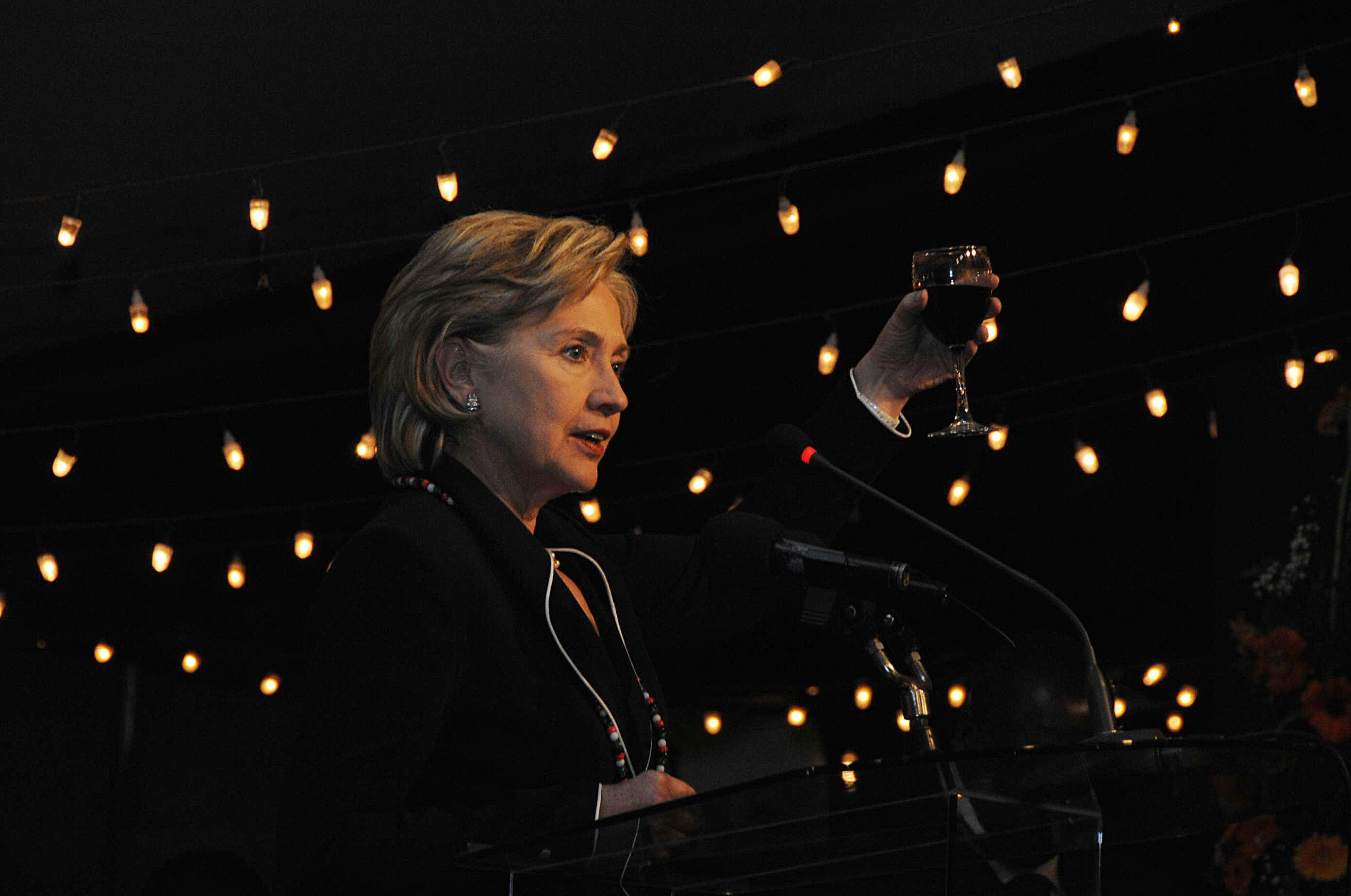 Hillary Clinton Reveals That Wine Got Her Through The Period After The ...