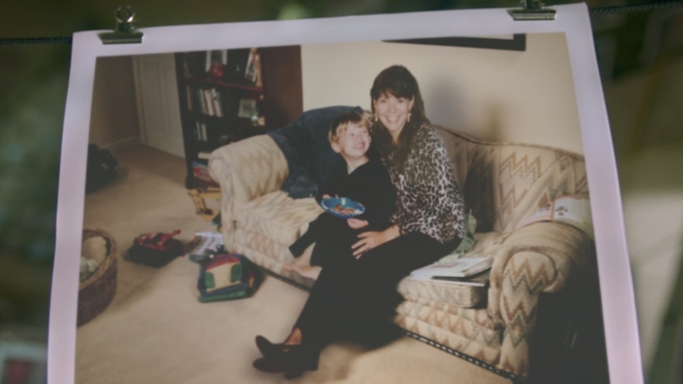 Harry Styles' mum Anne Twist thanks One Direction fans following the ... Harry Styles' mum Anne Twist thanks One Direction fans following the ...