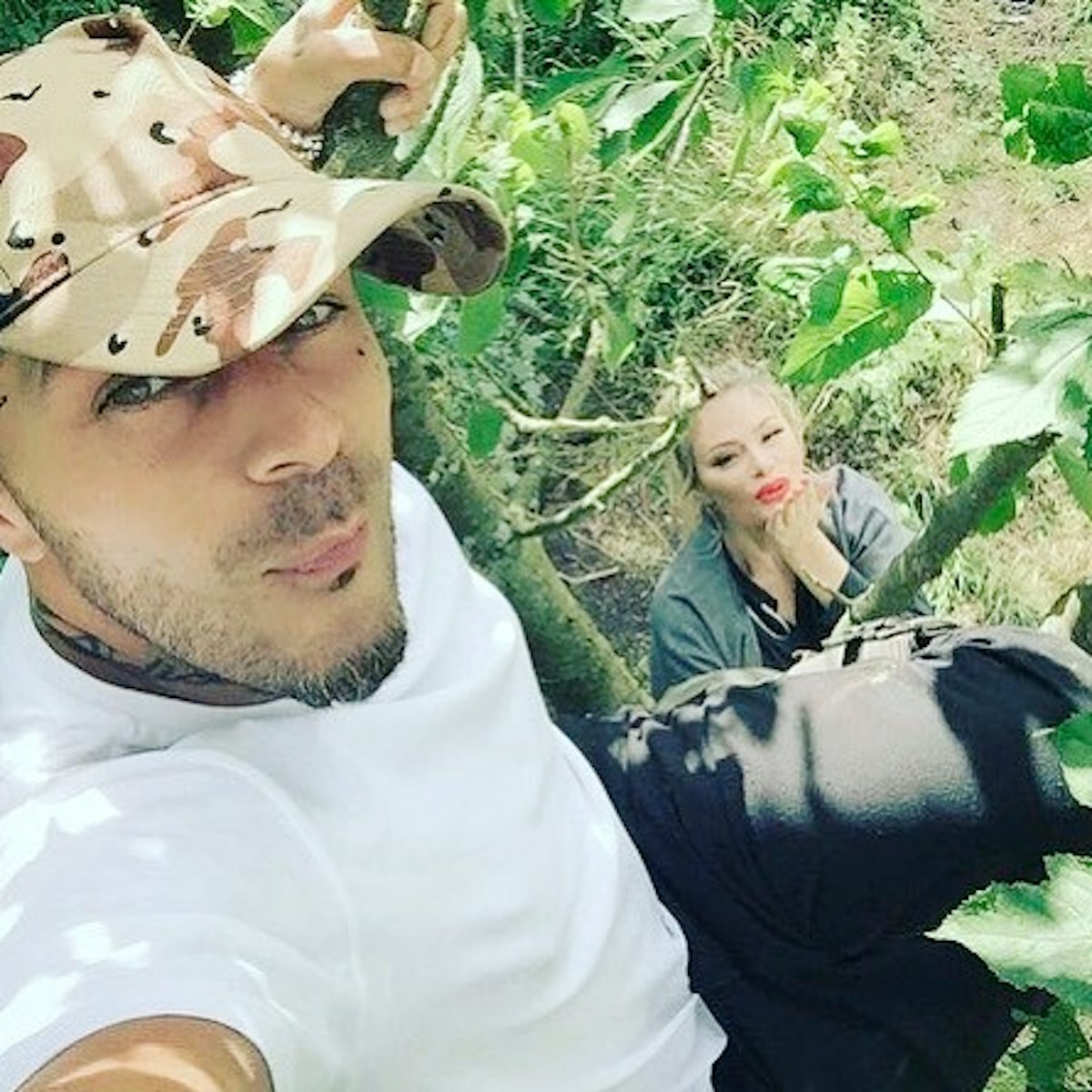 We're totally obsessed with new couple Chloe Sims and Abz Love after ...