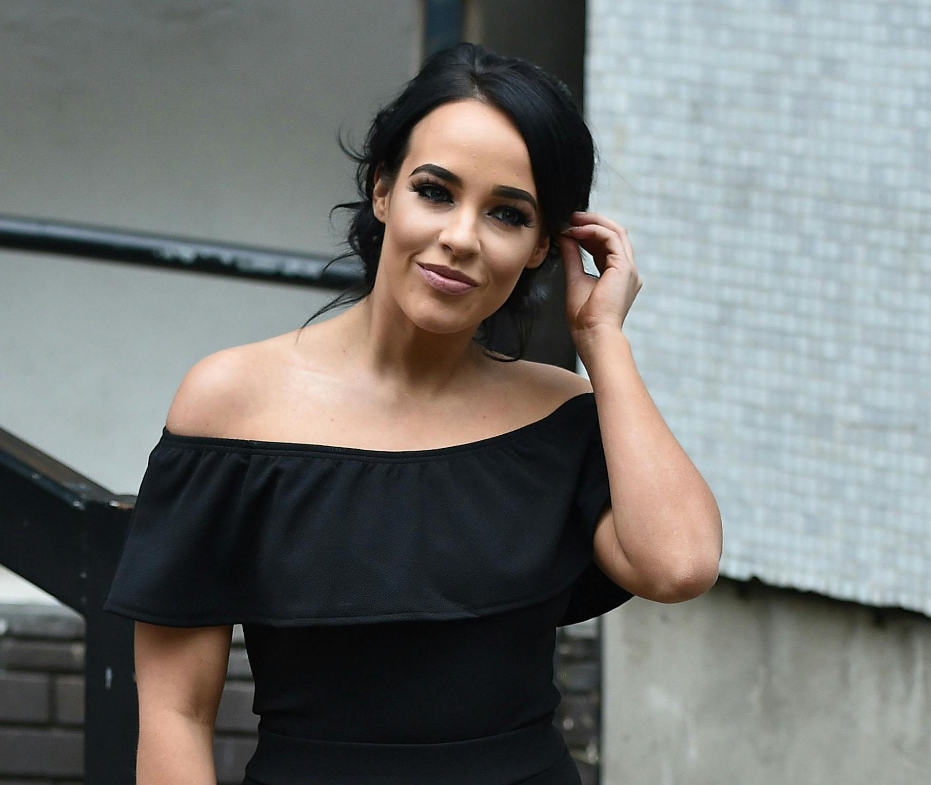 Steph Davis in talks to appear in a documentary about domestic abuse ...