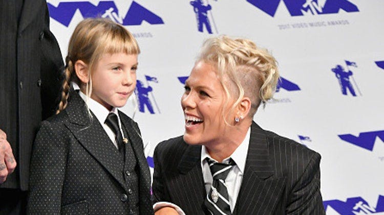 Pink's VMAs 2017 speech to her daughter is one that we all need to hear