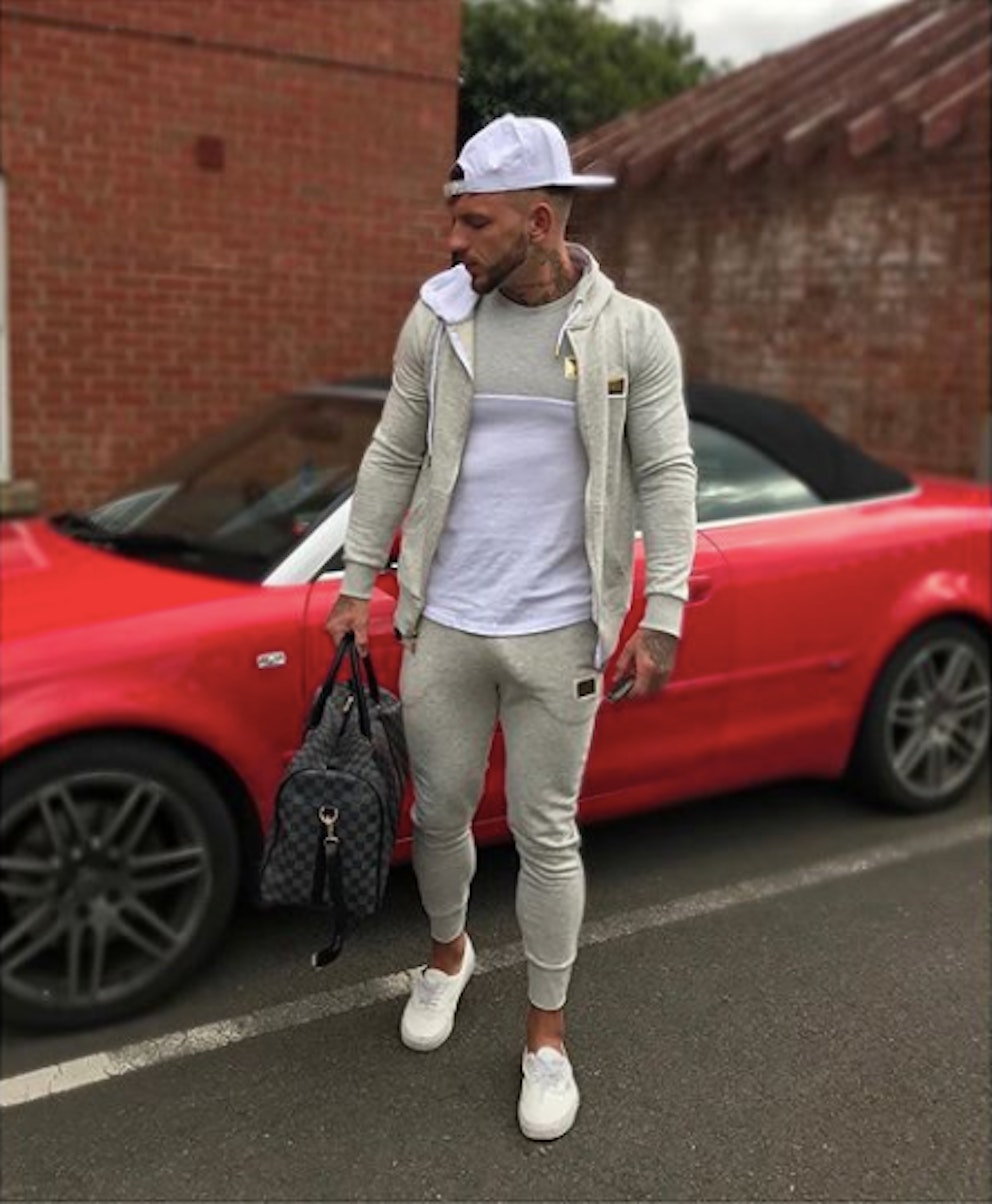 Everyone’s going crazy for this Ex On The Beach star’s PEEN pic on ...