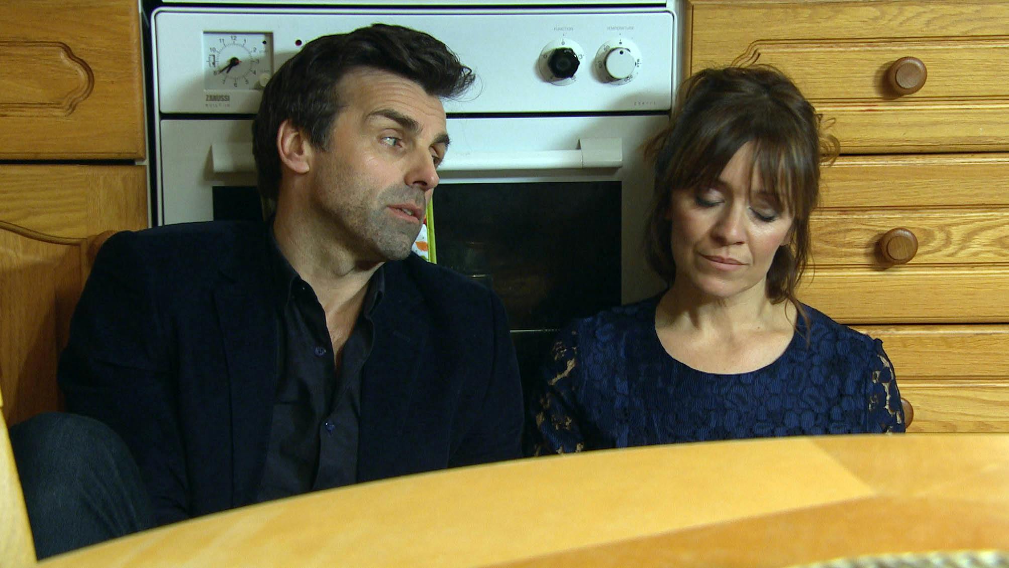 Emmerdale’s Zoe Henry says Pierce Harris did NOT rape Rhona Goskirk ...