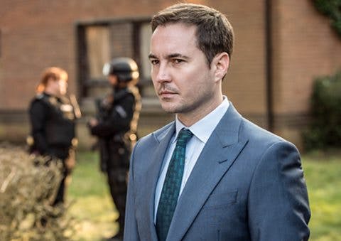 Line of Duty hottie Martin Compston is joining the cast of Victoria!