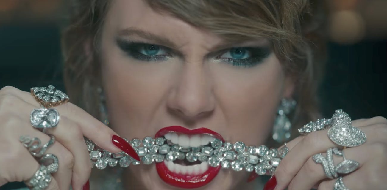 Taylor Swift breaks a MAJOR record | Entertainment | Heat
