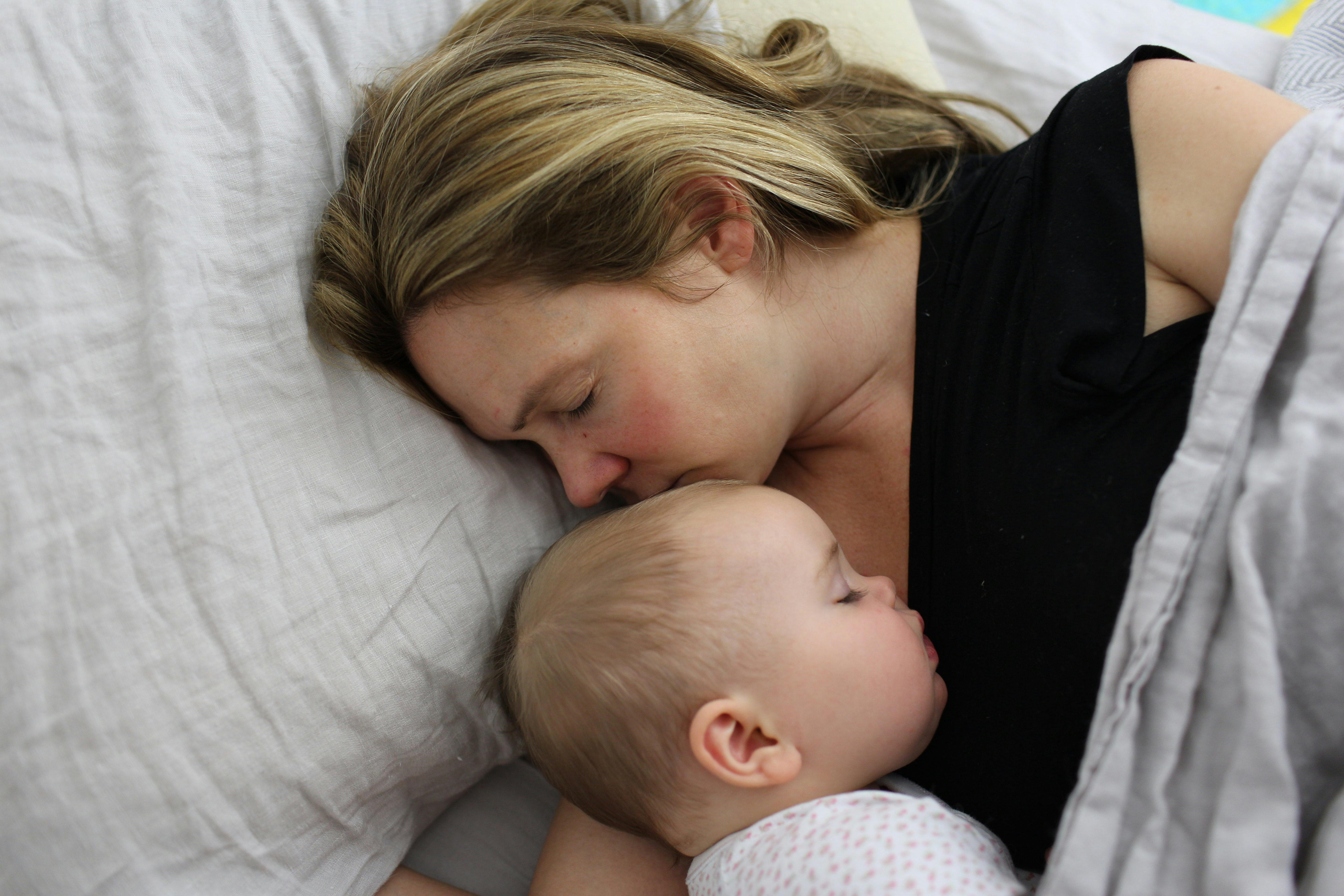 Home births vs. hospital, the choice is (legally) yours - Closer