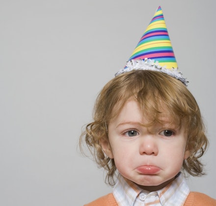 17 hellish stages of throwing a children’s birthday party | Closer