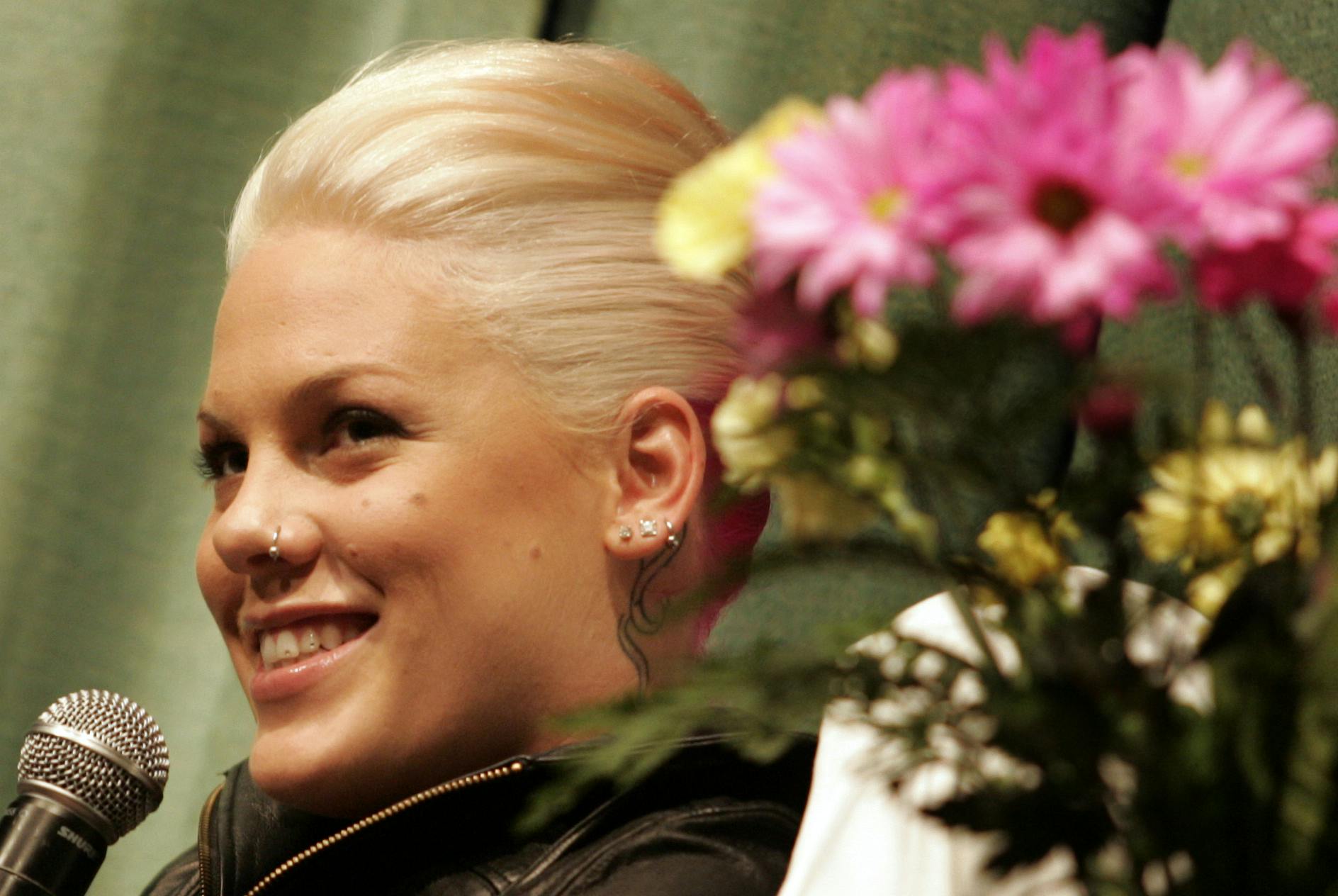 90s tooth gems are making a COMEBACK, guys - heat