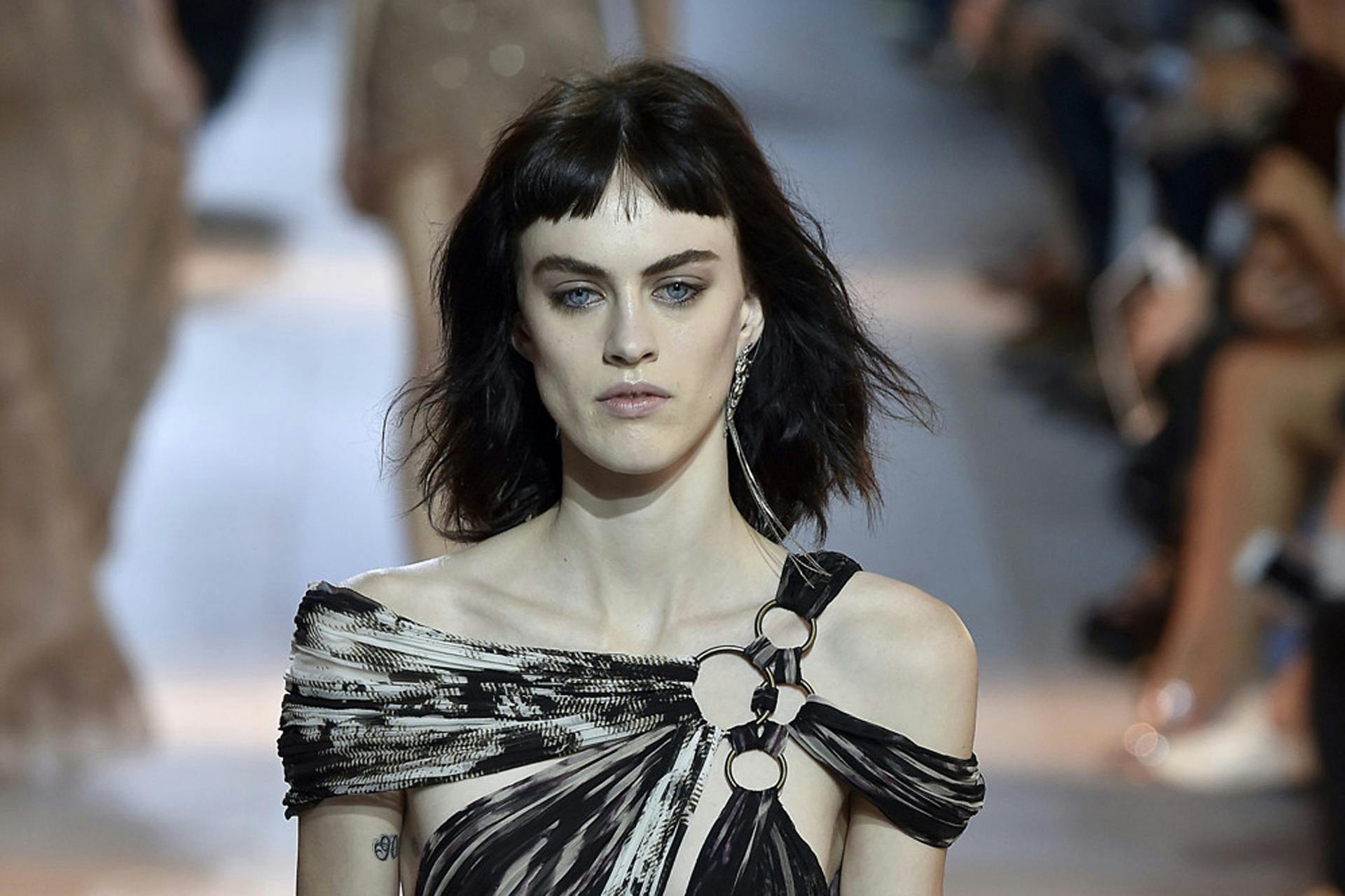 Cropped Fringe SS16 Hair Trend