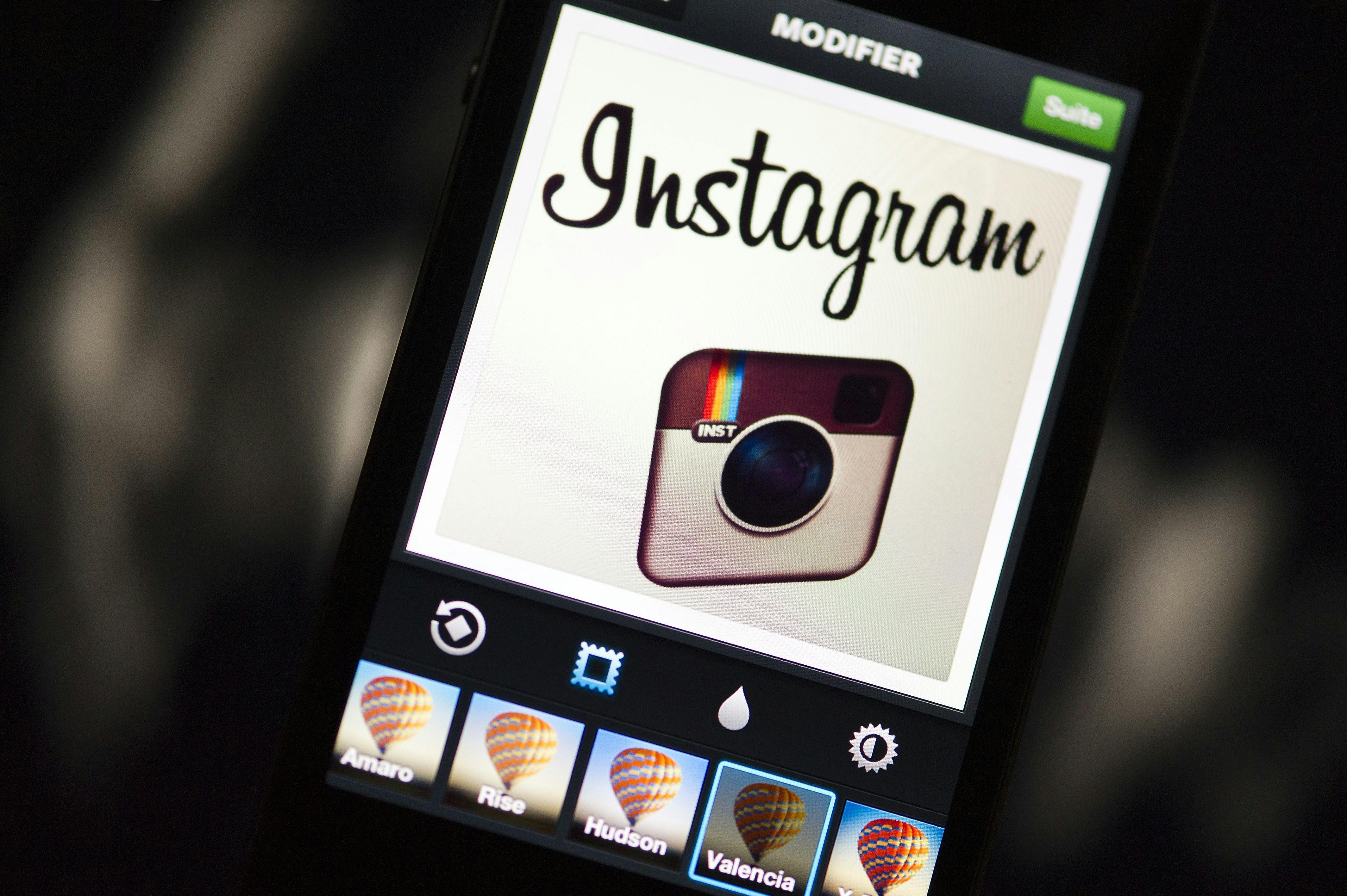 Instagram Has Launched A New 'Zoom' Feature - Grazia