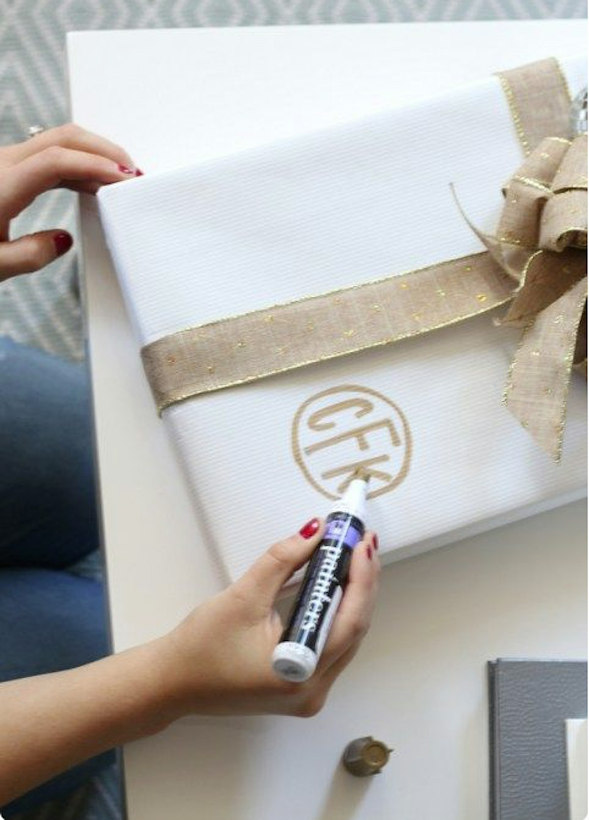 How To Wrap Your Christmas Presents (With Pinterest Tutorials) - Grazia