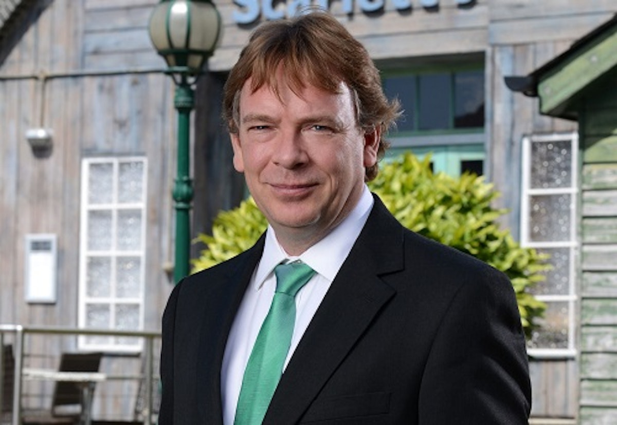 14 Reasons why Ian Beale is the perfect* man