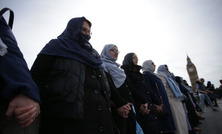 Muslim Women Unite On Westminster Bridge To Condemn London Terror Attacks