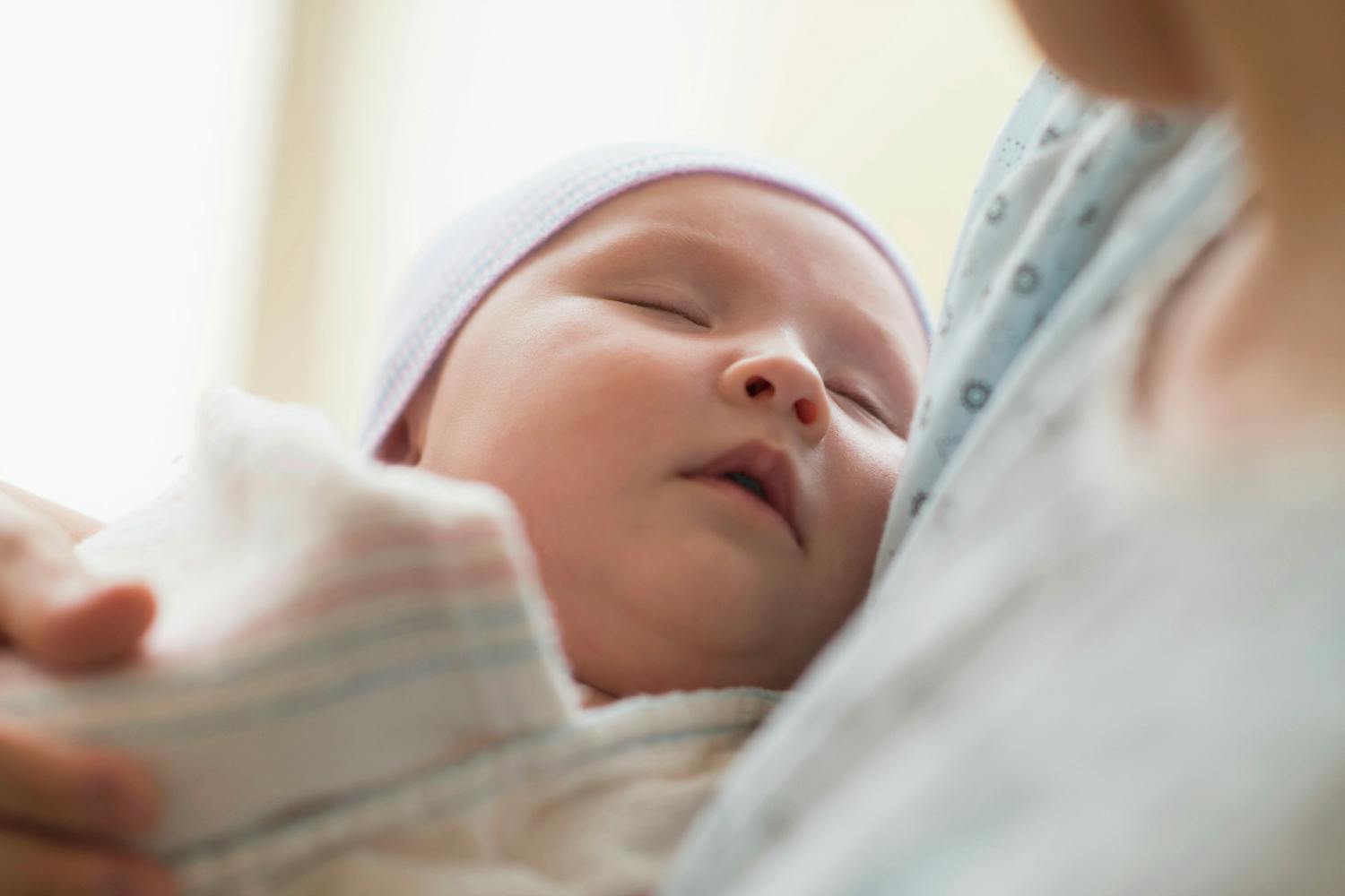 Mum gives birth to GIANT baby weighing a whopping 16lb 4oz… Ouch! | Closer