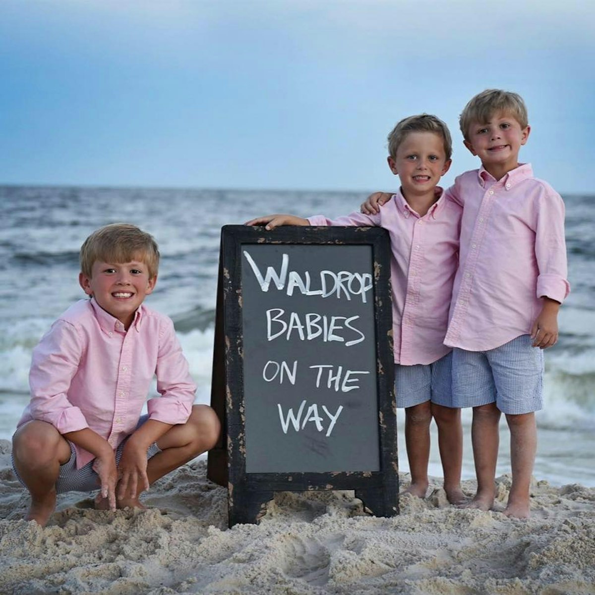 Mum-of-three who suffered a miscarriage discovers she's expecting ...