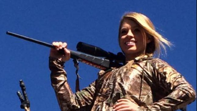 Facebook users call for teenage cheerleader, who hunts endangered ...