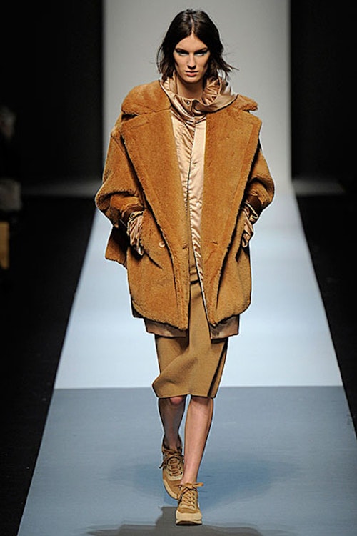 Alexa Chung, Kim Kardashian And Carine Roitfeld Work the Teddy Bear ...