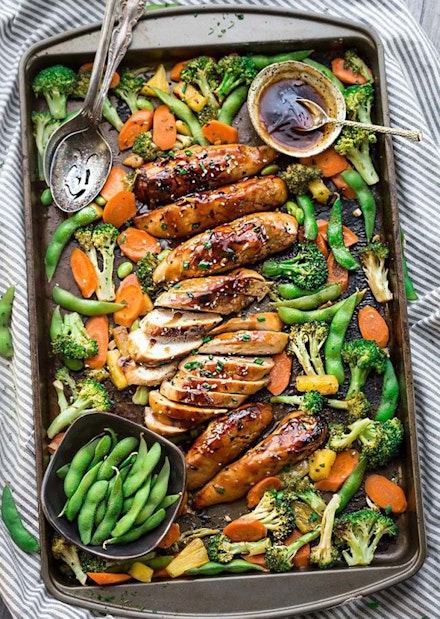 7 One-Tray-Bake Dinners For When You’re Avoiding The Washing Up | Grazia