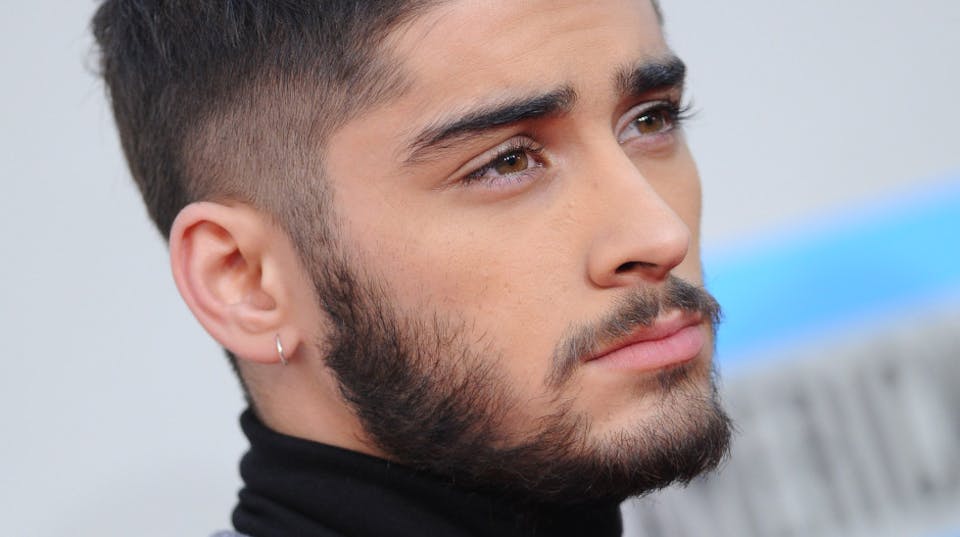 More Than 220 People Asked For Compassionate Leave Off Work After Zayn Malik Quit One Direction more-than-220-people-asked-for-compassionate-leave-off-work-after-zayn-malik-quit-one-direction