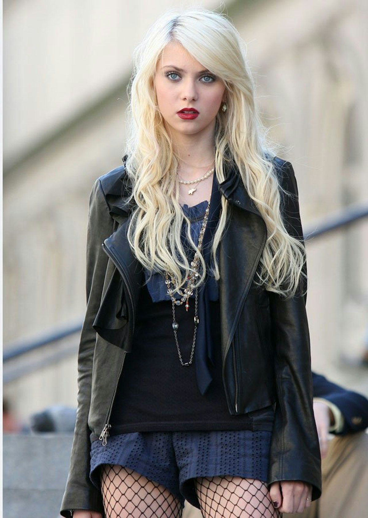 The Best Gossip Girl Outfits Of All Time
