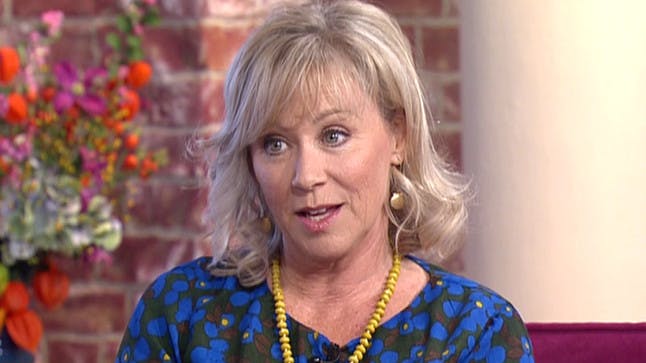 Eastenders’ Lindsey Coulson aka Carol Jackson QUITTING Albert Square ...