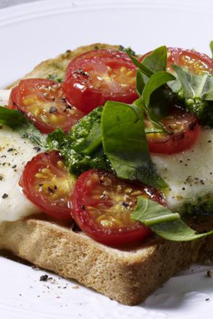 RECIPE: Caprese Toast | Grazia