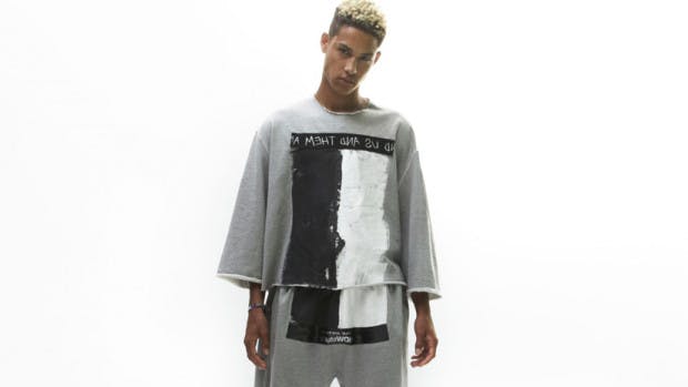 Are Specially-Designed Selfie Clothes Now A Thing?