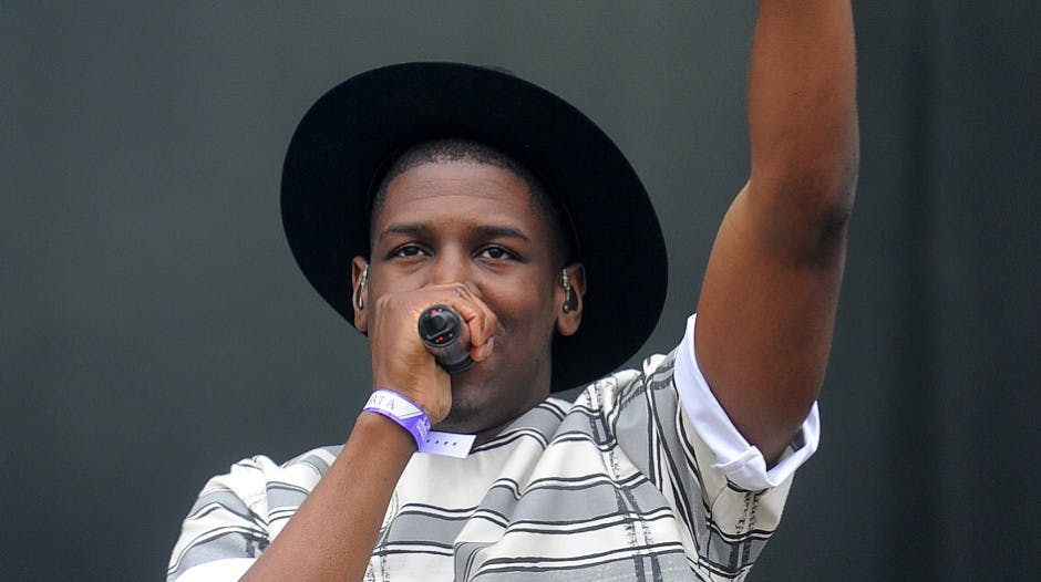 Labrinth moves The X Factor audience with emotional performance of ...