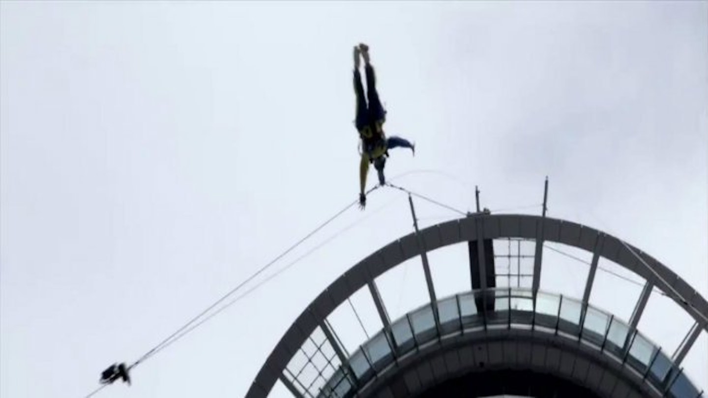 These pictures of Beyonce bungee jumping prove she’s the cutest human ...