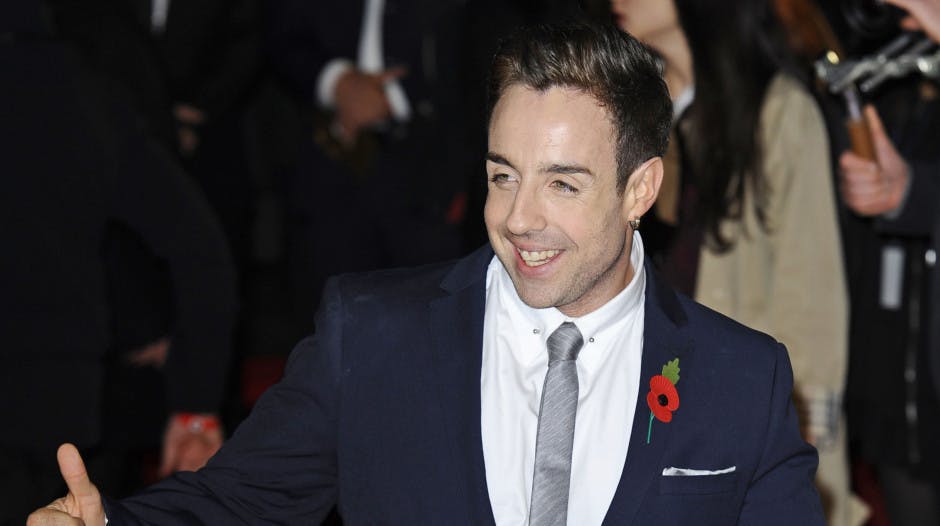 Stevie Ritchie is going to dress as an albatross in a music video ...