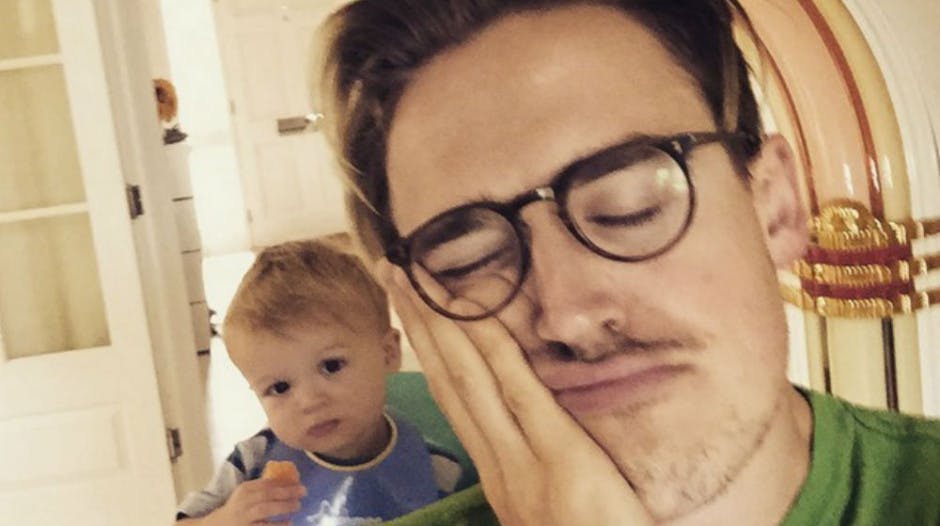 Tom Fletcher shares SUPER CUTE video of himself and baby son Buzz ...